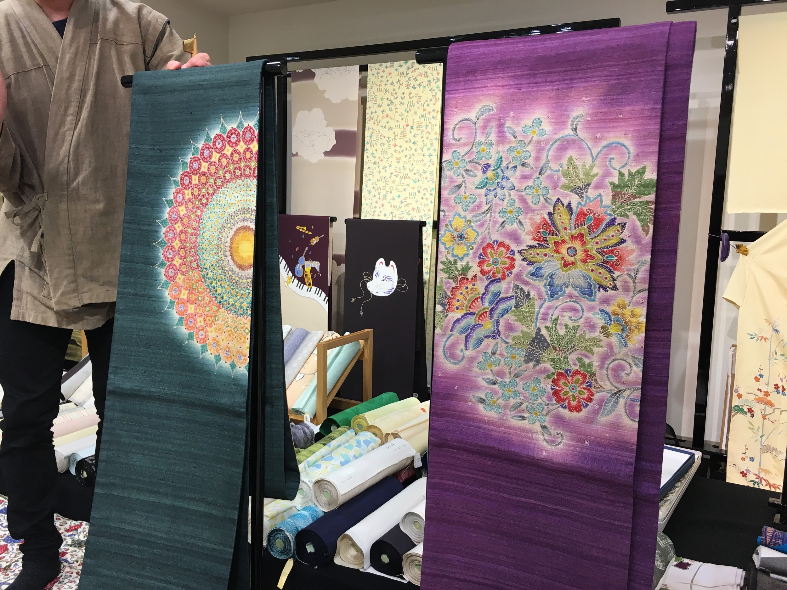 西原染匠・彩麗(sarai)「友禅染のよもやま話」 銀座店イベント 西原染匠・彩麗(sarai)「友禅染のよもやま話」 銀座店イベント