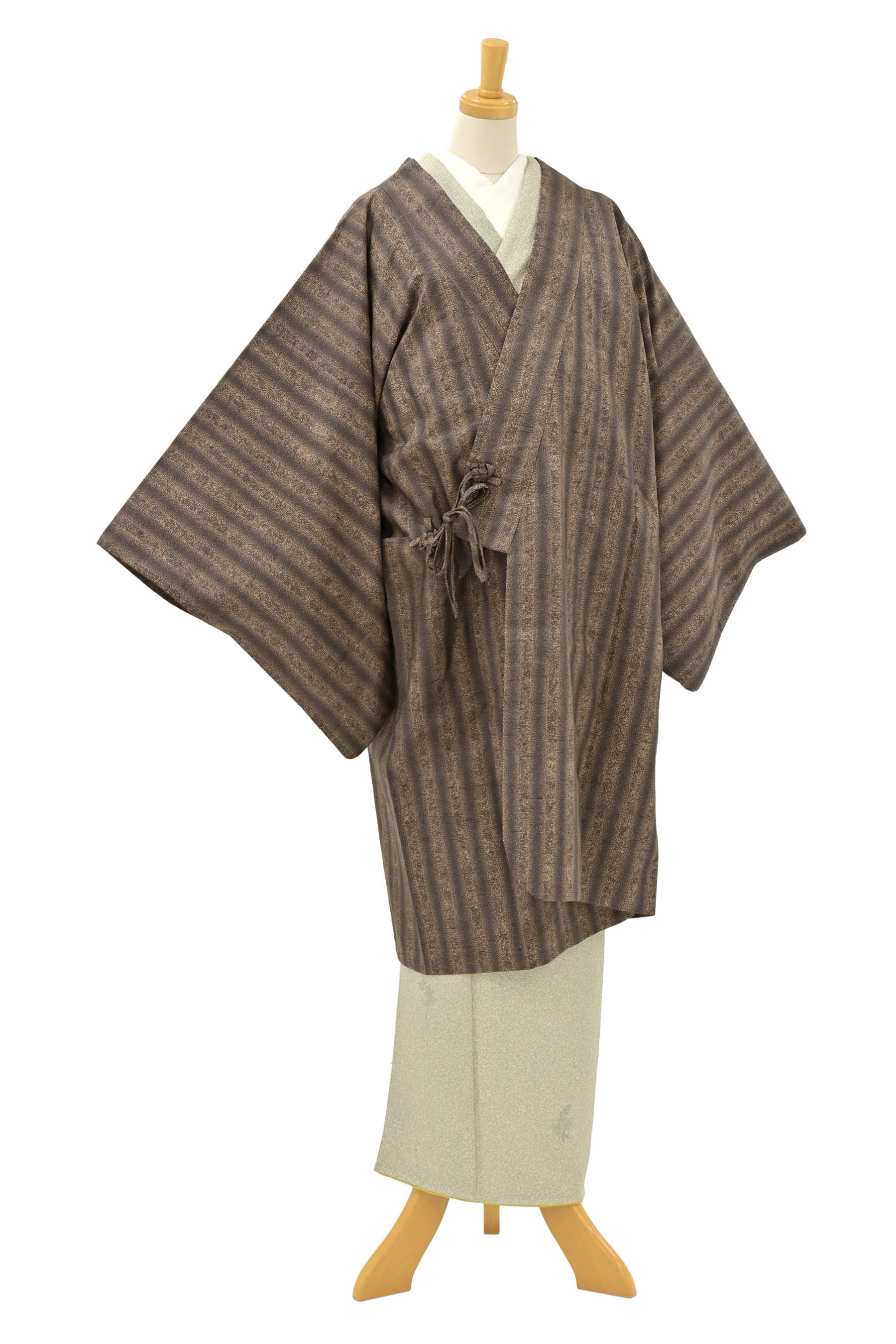 特選本手加工友禅紬道中着コート ≪御仕立て上がり・中古美品≫ 「縞」 コーディネートのお供に！ コート丈101 裄695京都きもの市場【日本最大級の着物通販サイト】 